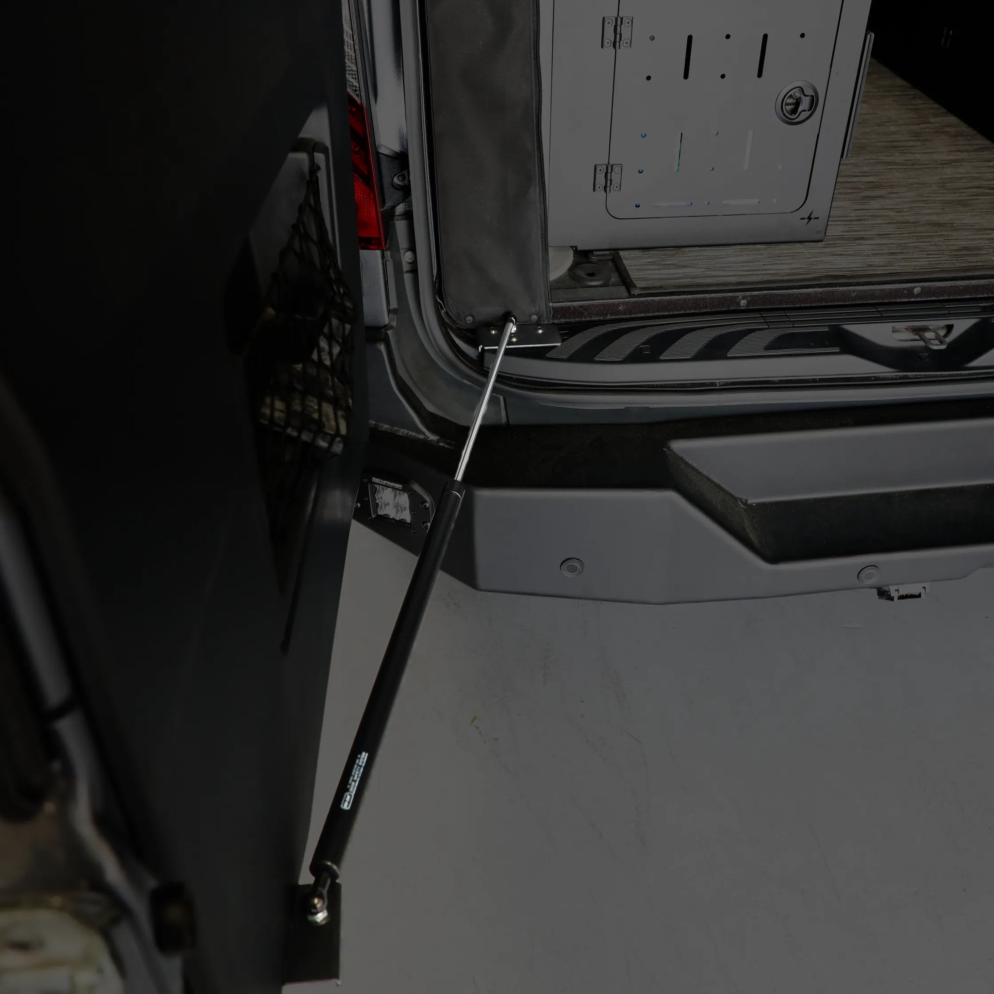 STOP-STAY™ Door Safety System - Sprinter Van Rear Door Gas Struts