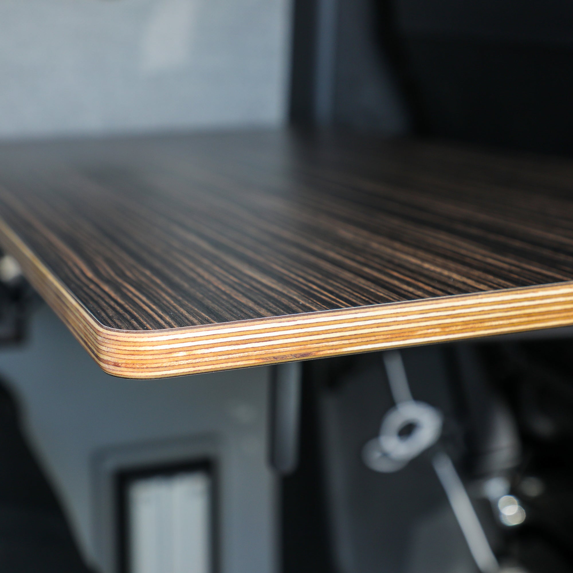 Large Universal Lagun System Table