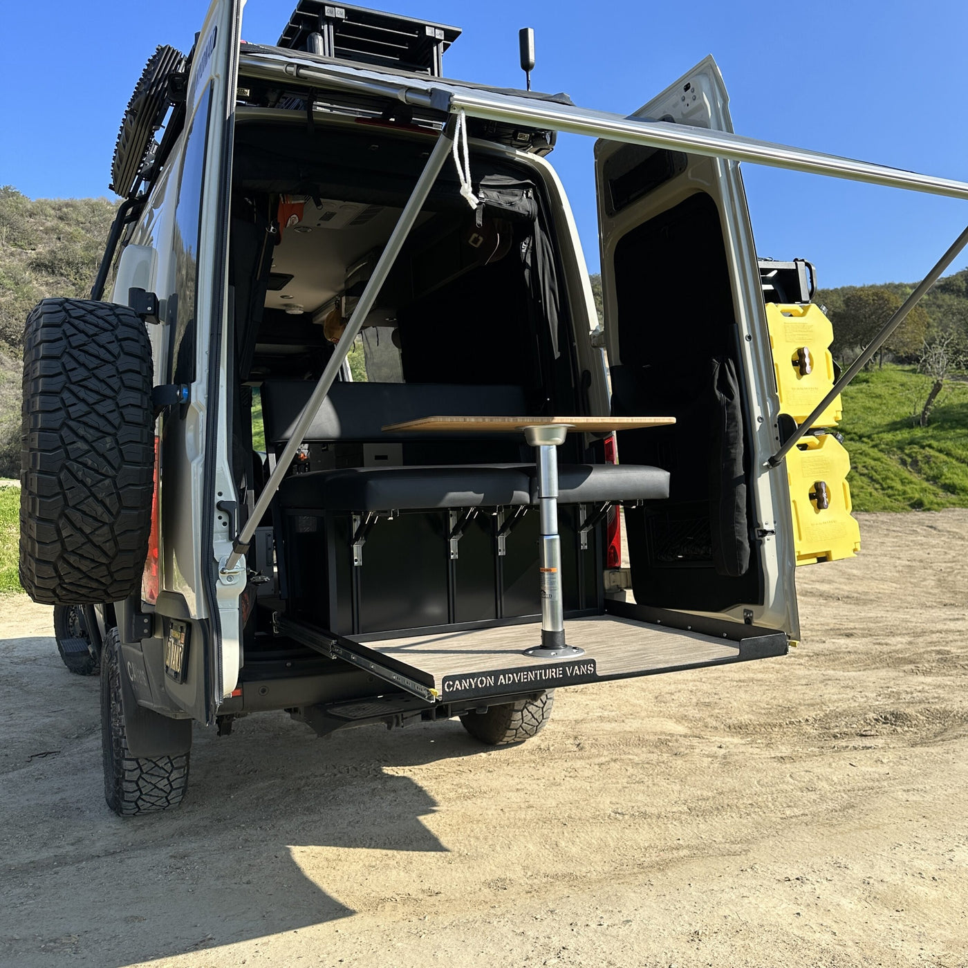 Front Runner Rear Easy-Out Awning for Vans | Sun & Rain Shelter